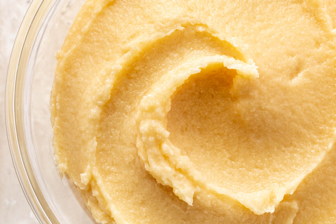 Almond Cream (Crème d'Amande) - Mediterranean Taste